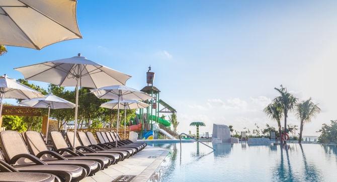 Beach Activities and Things to Do in Sandos Playacar