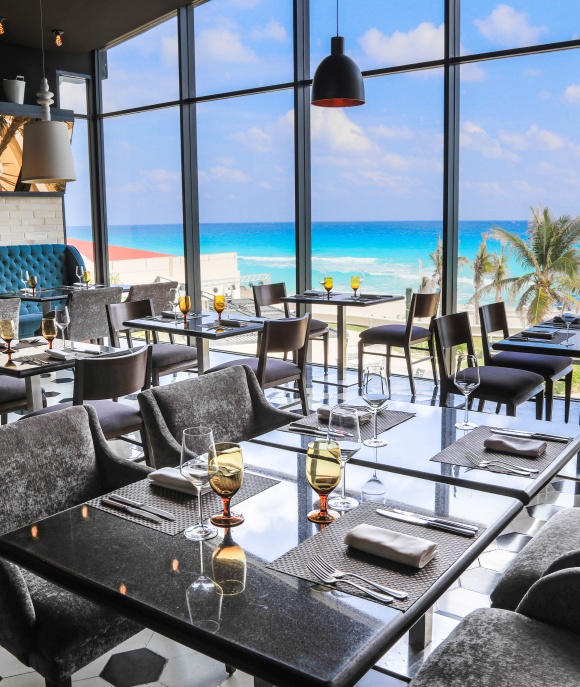 QR Restaurant Frattinis Sandos Cancun | Sandos